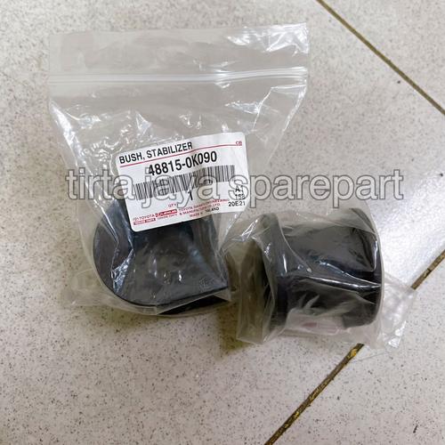 Jual 48815-0K090 / bush depan stabilizer bar no.1 TOYOTA Fortuner Hilux ...