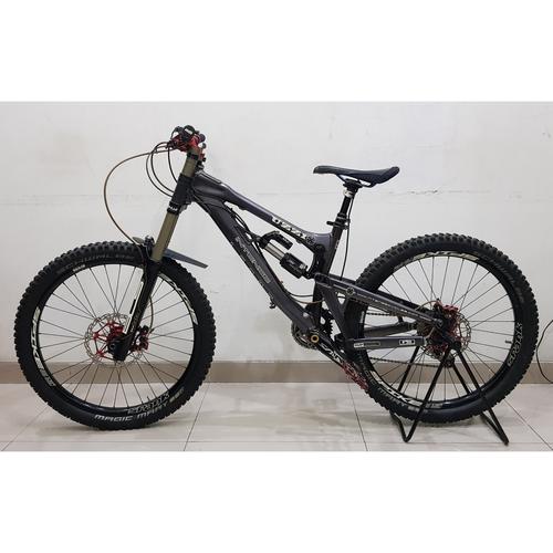 Jual SEPEDA MTB INTENSE UZZI 26" (Second) - Jakarta Barat - Rivelieno ...