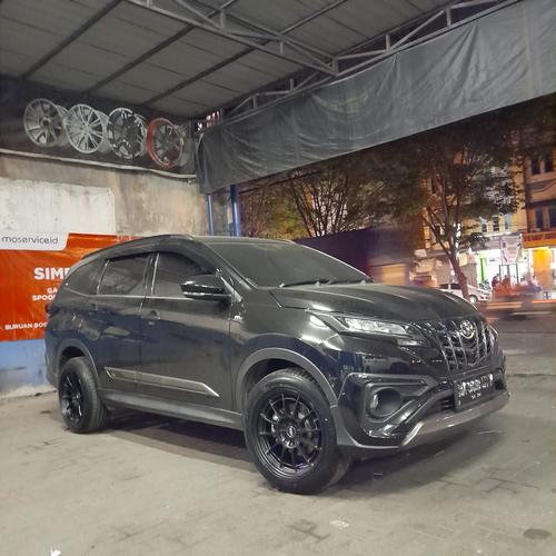Jual paket murah toyota rush pakai velg hsr ring 18 tipe spider kece ...