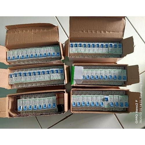 Jual MCB SCHNEIDER BIRU PLN 2A 4A 6A 10A 16A 20A 25A 35A 40AHarga sama ...
