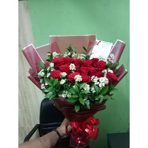 Jual BUKET MAWAR MERAH - HAND BOUQUET - RED ROSE BOUQUET - BUKET ...