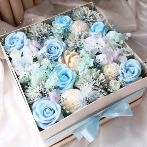 Jual Blooming Flowers in Box Bunga dalam Box Bunga Kering Soap Flowers ...