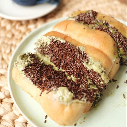 Jual Roti Sisir Matcha Meses (paket isi 3) - Jakarta Selatan - Roti ...
