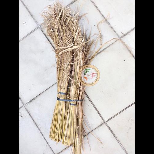 Jual Merang, Jerami, Batang Padi Kering 1 ikat | Panjang 70 cm, berat ...