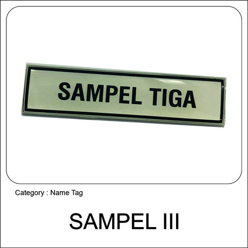 Jual PAPAN NAMA / NAME TAG SAMPEL TIGA(PUTIH-HITAM-HITAM) - Peniti ...