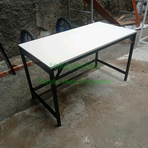 Jual Meja Besi Holo Alas Melamin Custom Model Bongkar Pasang - Kota ...
