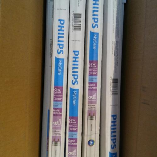 Jual lampu neon T8 philips led ecofit 8w tl t8 led 8w 60cm - Jakarta Pusat - ONO KABEH LISTRIK ...