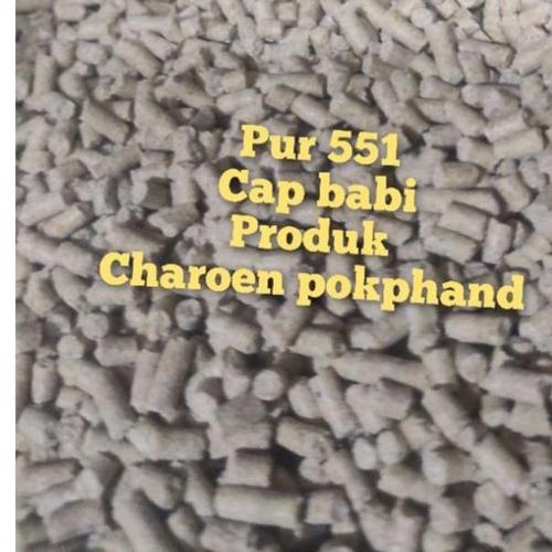 Jual Baru Pakan Ayam Bebek Pur Cap Babi 551 Voer Unggas Kasar Pedaging ...