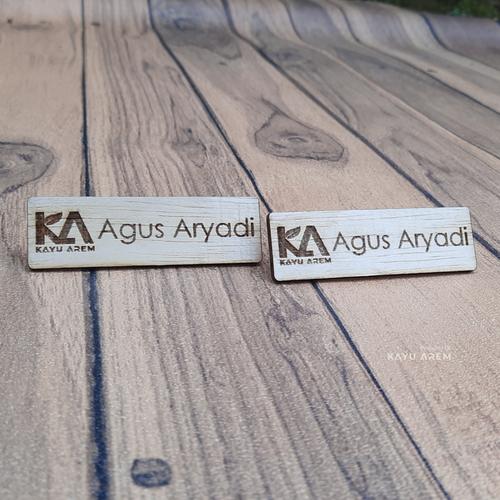Jual Name Tag Papan Nama Dada Grafir Magnet tempel Bahan Kayu ...