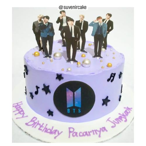 Jual Cake BTS/kue ulang tahun bts/kue ultah bts/kue tema bts/BTS Cake ...