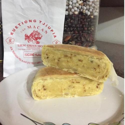 Jual ENAK!!!! Kue Bulan / Tong Ciu / Cu Pia Cap Macan Temanggung ...