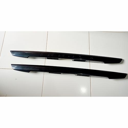 Jual trunklid list pintu bagasi belakang Innova - pakai tulisan - Kota ...