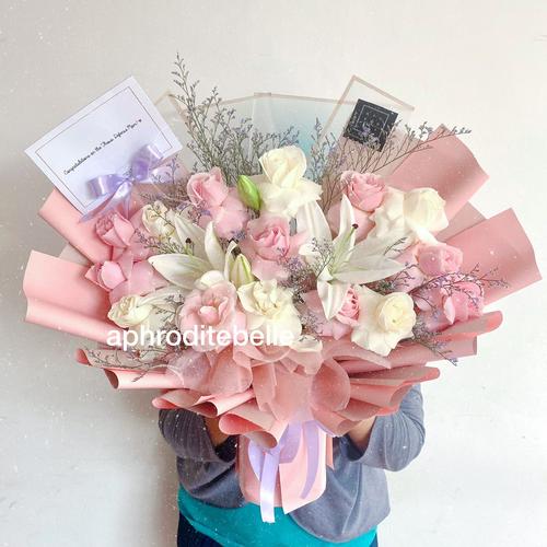Jual Rose & Lily Rustic Bouquet Premium / Hadiah Buket Bunga Wisuda ...