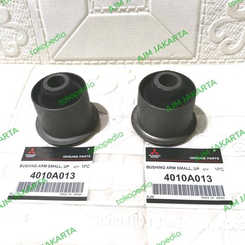 Jual Bushing upper arm atas mitsubishi triton pajero sport harga 1pcs ...