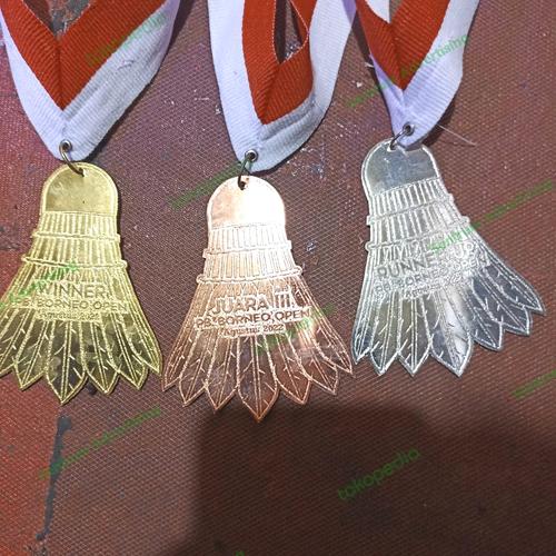 Jual medali custom emas perak perunggu - Jakarta Pusat - Sentrum ...