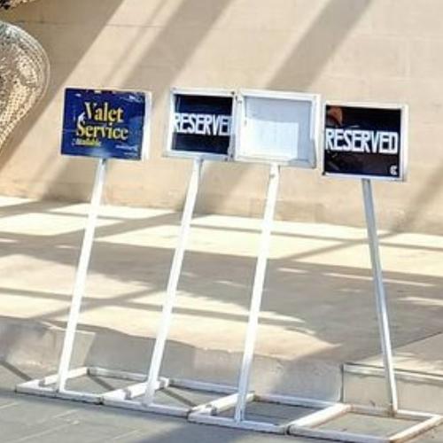 Jual display standing rambu valet parking reserved - Kota Surabaya ...