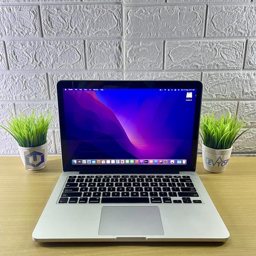 Jual Apple Macbook Pro Retina 2015 CTO 13 Inch i5/16GB/SSD256 - Kota ...