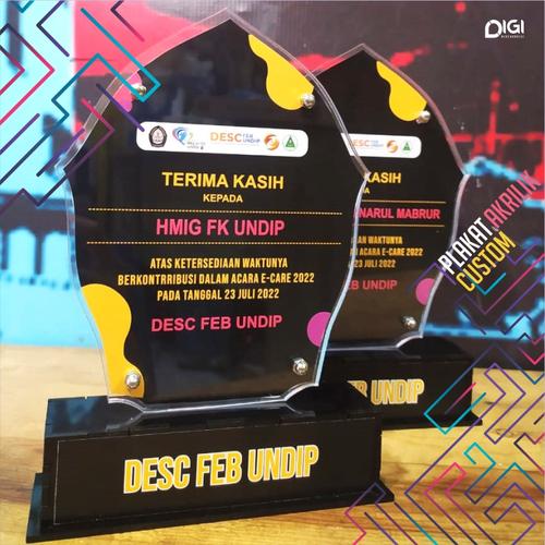 Jual Plakat Vandel Akrilik Custom Logo Universitas atau Logo Perusahaan ...