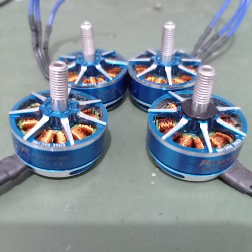 Jual set motor brushless 2305 2480kv fpv SunnySky Edge Race - Kota ...