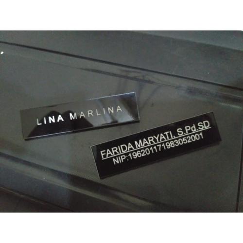 Jual Name Tag Grafir Nama Dada atau Papan Nama Grafir murah- MAGNIT ...