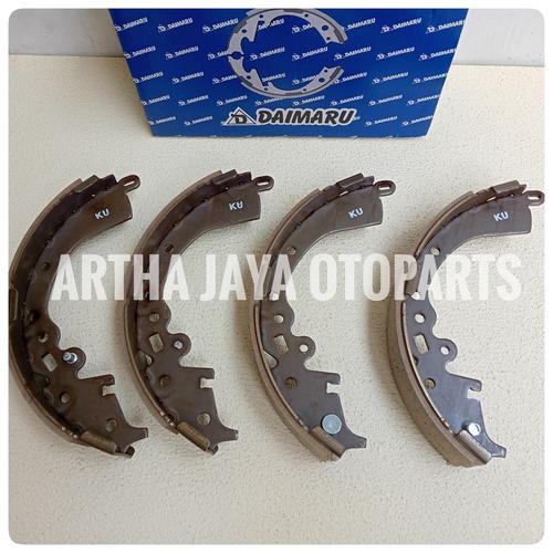 Jual Daimaru - Kampas Rem Belakang Toyota Kijang Innova Reborn ...