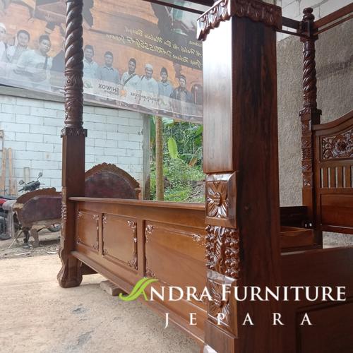 Jual divan,dipan/tempat Tidur full ukir kayu jati kanopi tiang ulir 2 ...