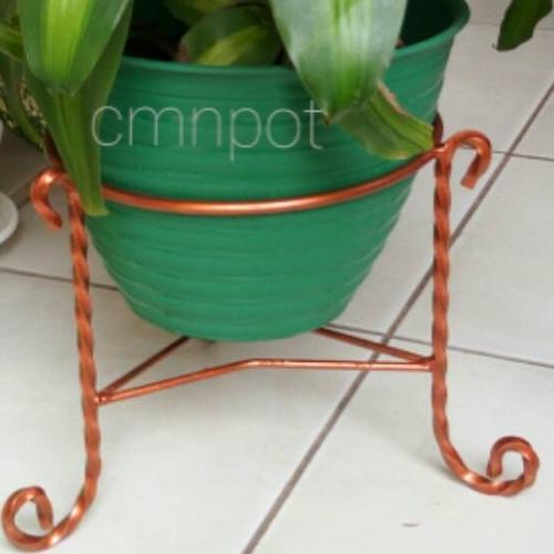 Jual Rak Bunga Besi Tempa 34 untuk Pot ukuran 35, 40 dan 45 - Tembaga ...