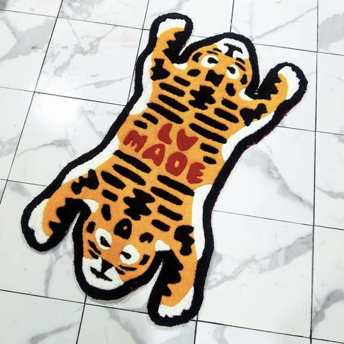 Jual Custom handtufted rug / karpet LV made tiger - 50cm - Kab ...