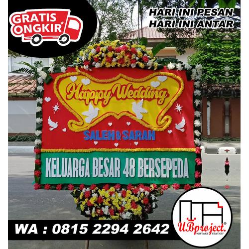 Jual Karangan Bunga Papan Happy Wedding - Bisa kirim ke SELURUH Indonesia - Kota Bekasi - UB ...