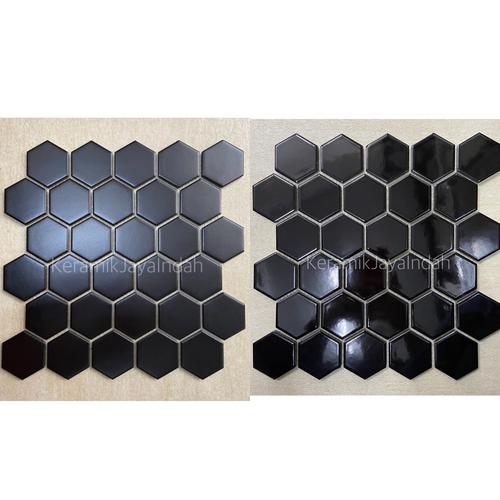 Jual HOUSE KERAMIK MOZAIK HEXAGONAL HITAM MATT GLOSSY MOZAIC MOSAIK ...