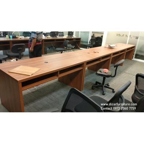 Jual Meja Kerja loker 2 muka / Meja rapat / Meja Cubicle Berhadapan ...