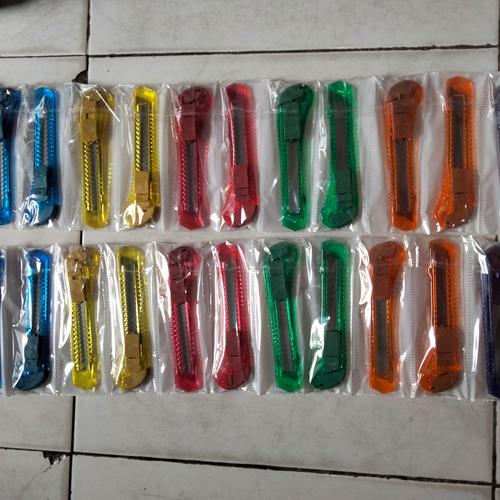 Jual Cutter Besar Renceng Jenia (isi 12 pcs) - Jakarta Barat - ATK ...