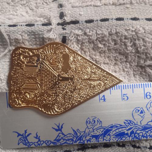 Jual pin/bros gunungan sepuh emas, 5cm gunungan wayang - Jakarta ...