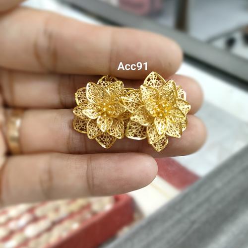 Jual Giwang Kendari besar.subang Kendari warna emas cantik - Jakarta ...