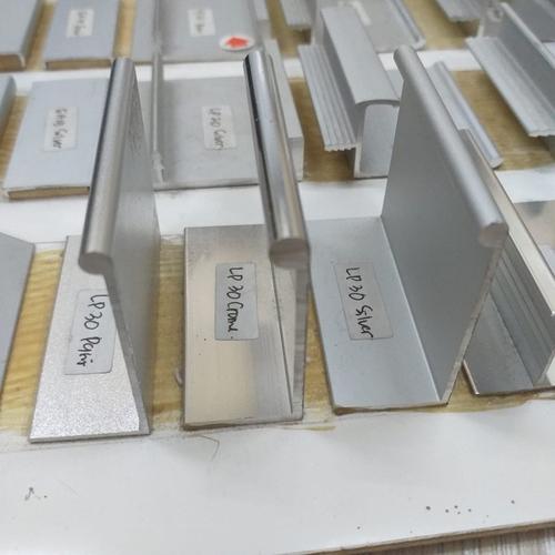 Jual LIST FRAME EDGING LP30 CROME SILVER DOP BLACK PASIR ALUMINIUM ...