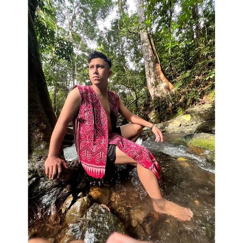 Jual Rompi dan Cawat Tenun Dayak - Jakarta Timur - DENI RESMAWAN ...