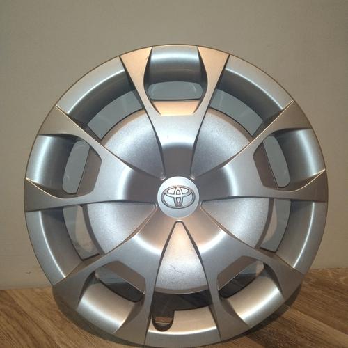 Jual weldop dop Toyota Hiace Premio R16 Original BARU satuan - Jakarta ...