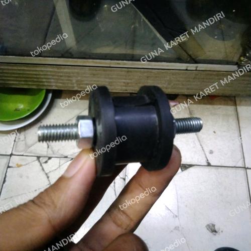 Jual Karet Mounting Dudukan Ukuran 4 x 3 cm Baut 8 mm Murah Serbaguna ...