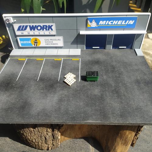 Jual DIORAMA DIECAST HOWHEELS, TOMICA, MINI GT 1:64 PARKIRAN TOKO - Kab ...