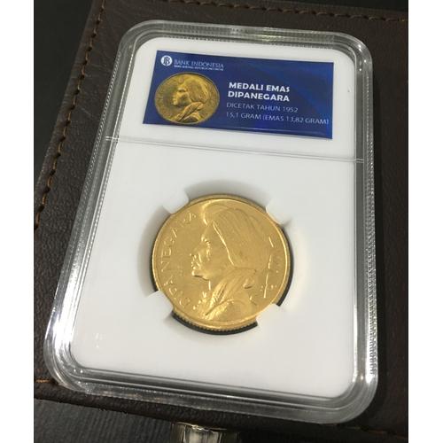 Jual Medali Emas Koin coin emas gold dipa dipo dipanegara 25 rupiah BI ...