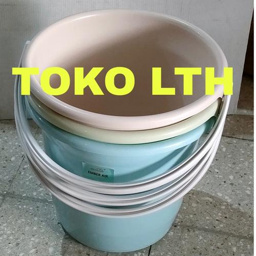 Jual EMBER GAGANG PLASTIK 4 GALON 16 LITER BASKOM TINGGI TEBAL - Kota ...