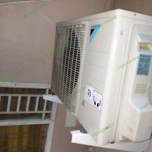 Jual Ac outdoor Daikin 2pk R32 made in thailand - Jakarta Utara - Light ...