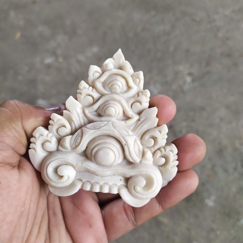 Jual karang mata tumpang 3 mini fiber ukiran bali - Kab. Badung - Rumah ...