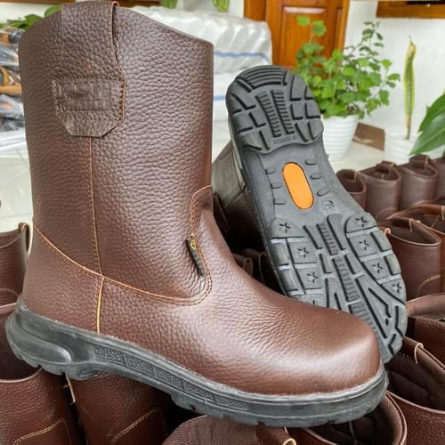 Jual SEPATU SAFETY KULIT ASLI UJUNG BESI BAJA MODEL BOOTS - Cokelat, 40 ...