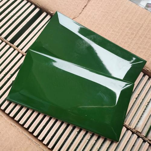 Jual Venus Tiles Type Takko Dark Green Glossy Bevel Uk. 75 x 150 - Kota ...