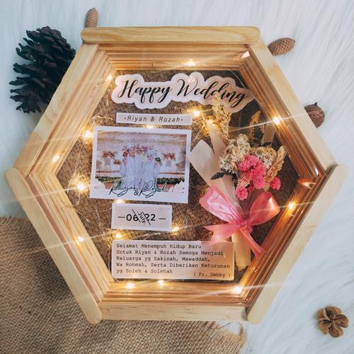 Jual Hexa Frame Kado ulang tahun pernikahan foto bingkai lampu - Kota ...