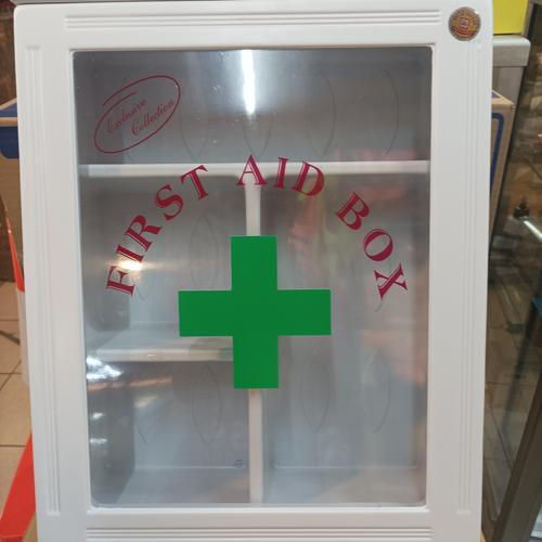 Jual Kotak P3K Box Plastik / Kotak P3K Stiker Hijau /4Life Frist Aid ...