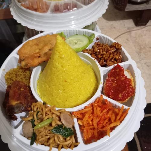 Jual tumpeng mini nasi kuning - Kota Bogor - warung teh uwi | Tokopedia