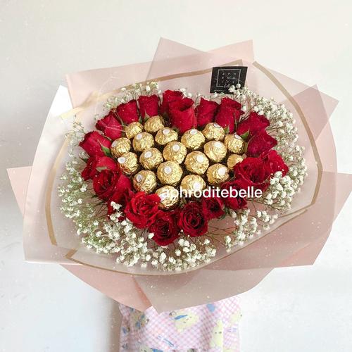 Jual Ferrero Bouquet Hati Premium Red Rose / Hadiah Bunga Anniv ...