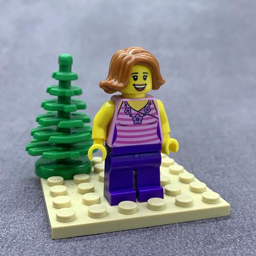 LEGO City Minifigure Female Manager In A Jacket With Scarf UK | atelier ...